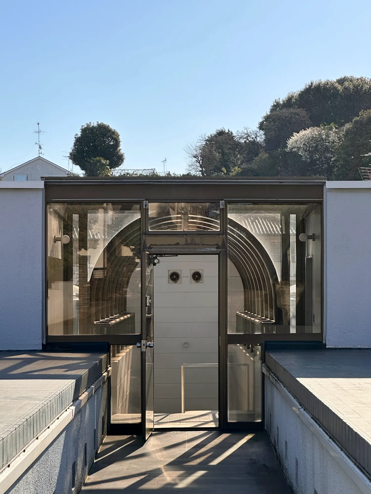 AWAZU HOUSE ART CENTER