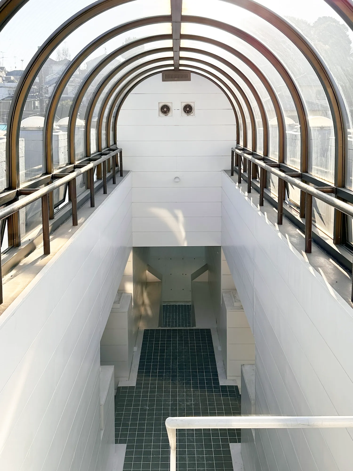 AWAZU HOUSE ART CENTER