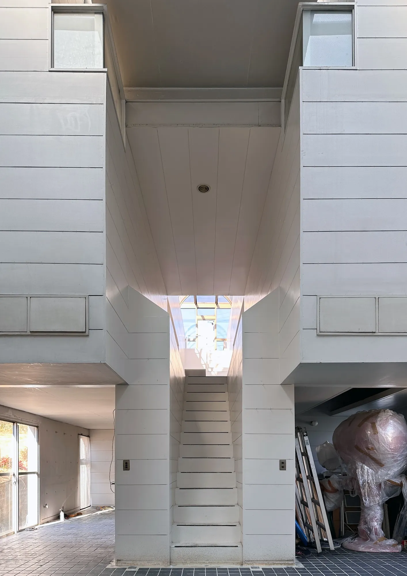 AWAZU HOUSE ART CENTER